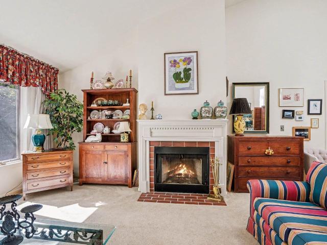 1728 W North Shore Drive