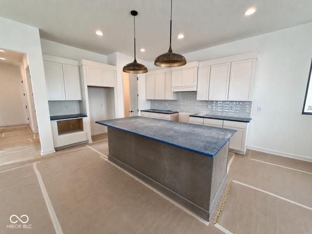 17296 Newton Main Street