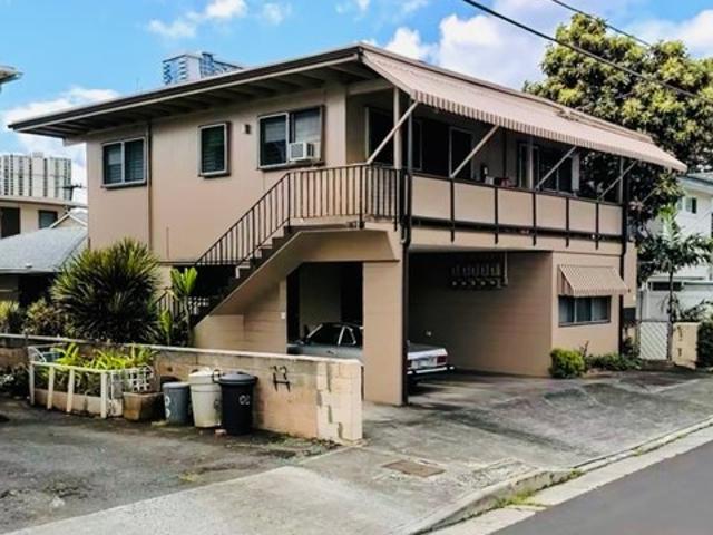 1729 Malanai St, Honolulu, HI 96826