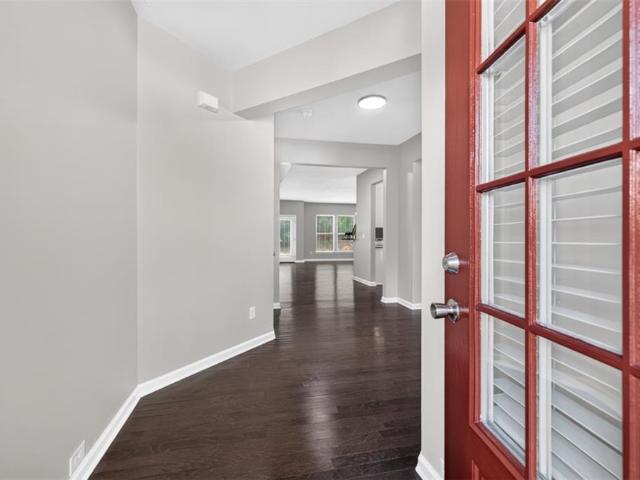1729 Charcoal Ives Road SE