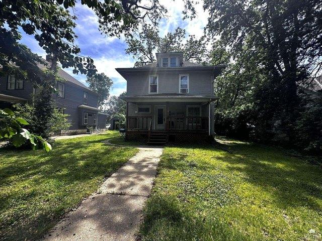 1729 Fairchild Ave, Manhattan, KS 66502