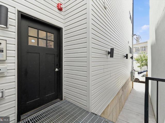 1729 Francis Street # 4