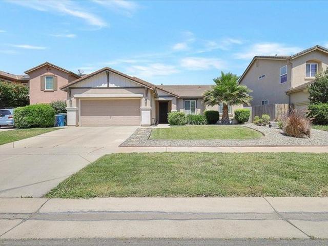 1729 Hicks Ave, Olivehurst, CA 95961