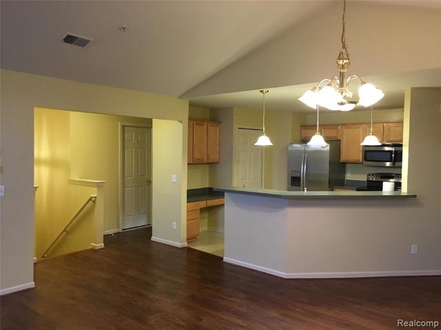 17203 Caitlin Circle