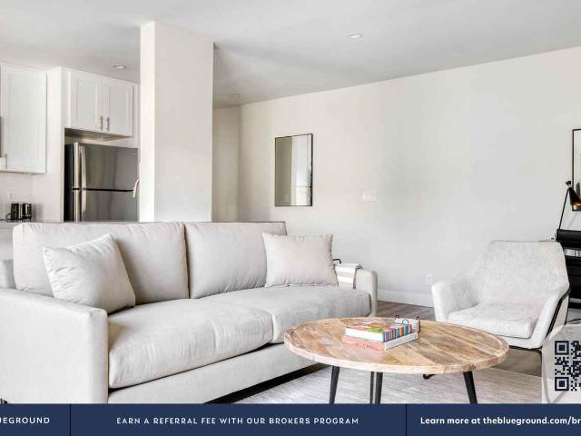 17200 Burbank Boulevard 1 Bedroom Apartment for Rent at 17200 Burbank Blvd #949, Los Angeles, CA 91316 Encino