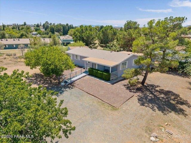 17201 E Peach Tree Rd, Mayer, AZ 86333