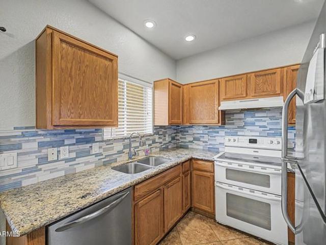 17201 N 16th Dr Apt 9, Phoenix, AZ 85023