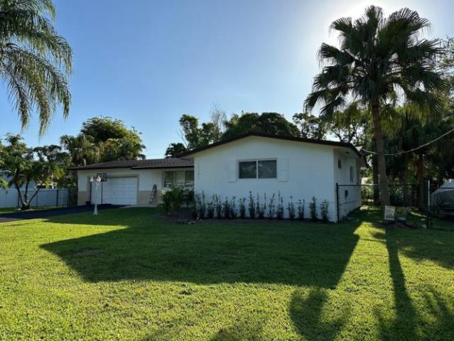 17201 SW 87th Ct, Palmetto Bay, FL 33157