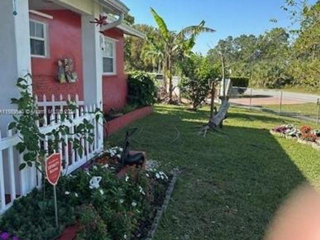 17201 SW 122nd Ave, Miami, FL 33177