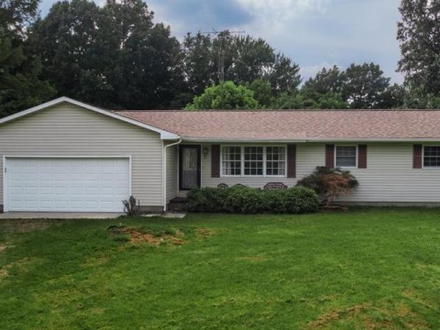 17209 Canaville Rd, Creal Springs, IL 62922