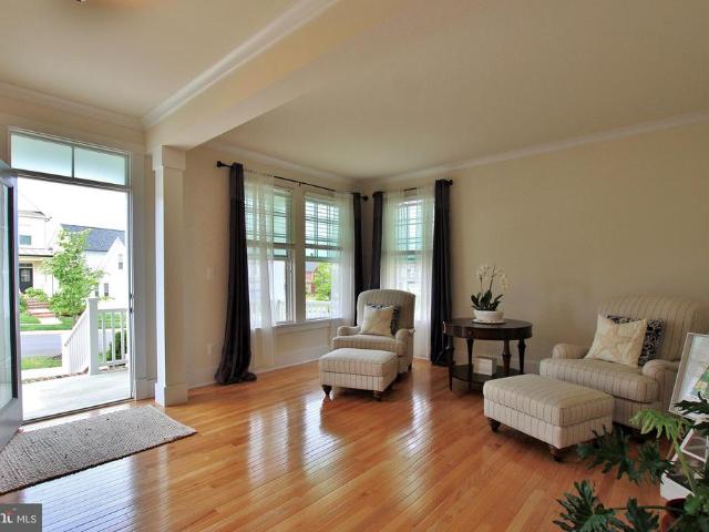 17209 Continental Drive