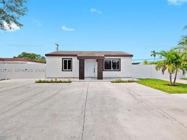 1720 NW 67th St, Miami, FL 33147