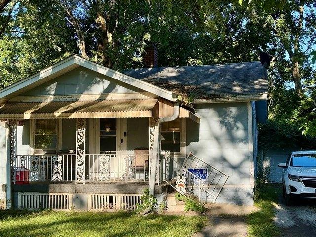 1720 N Gulick Ave, Decatur, IL 62526