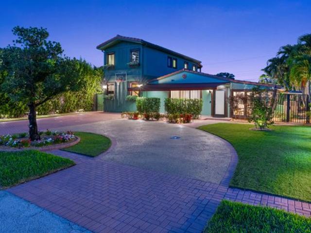 1720 NE 17th Ave, Fort Lauderdale, FL 33305