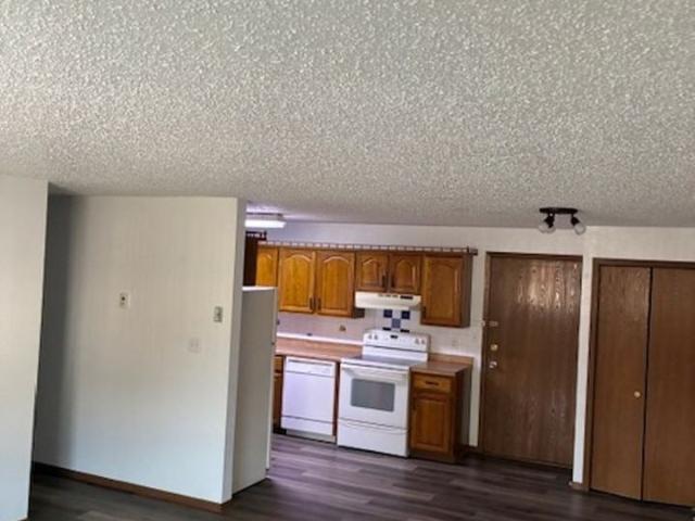 1720 North Grandview Lane 2 Bedroom Apartment for Rent at 1720 N Grandview Ln, Bismarck, ND 58503
