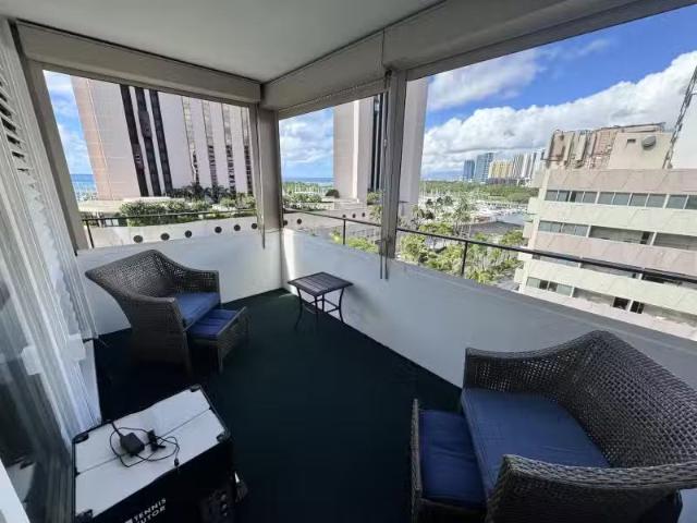 1720 Ala Moana Blvd #A1009, Honolulu, HI 96815