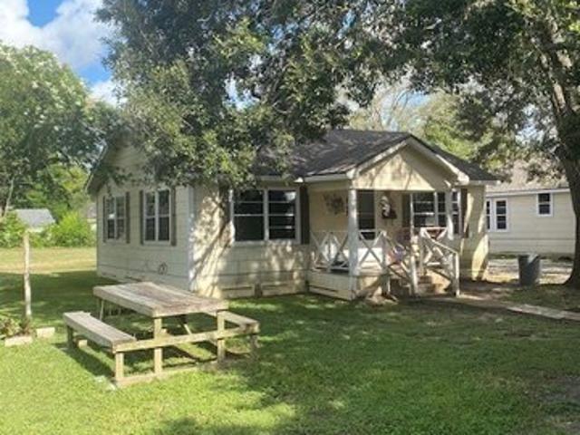 1720 Carlisle St, Rosenberg, TX 77471