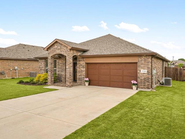1720 Cross Creek Lane