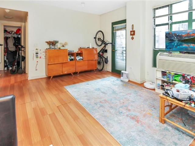 1720 East 14th Street # 4B