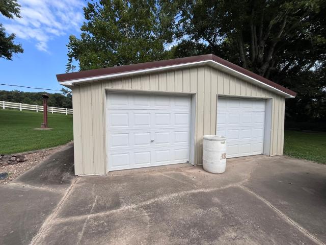1720 Hugenberg Lane