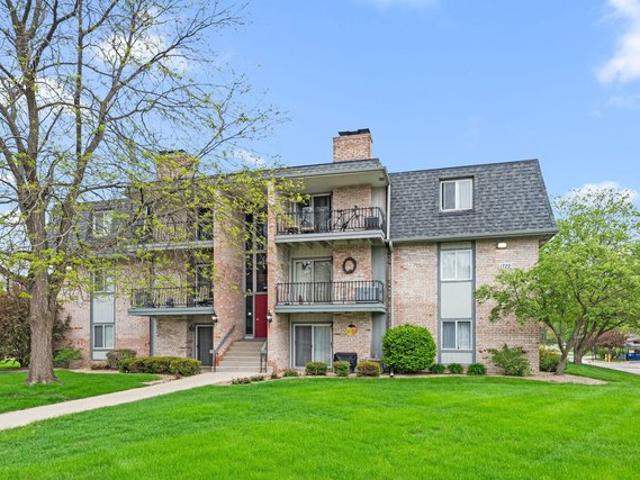 1720 Homan Dr Apt 202, Schererville, IN 46375