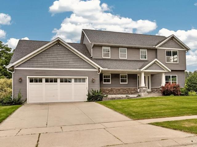 1720 Kerry Dr NE, Rochester, MN 55906