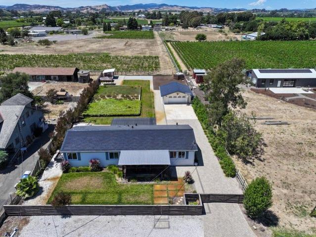 1720 Los Carneros Ave, Napa, CA 94559