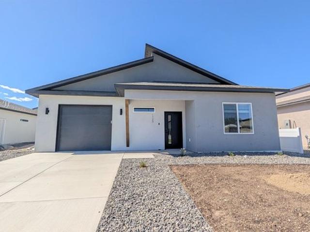 1720 Rusty Rivet Rd, Fruita, CO 81521