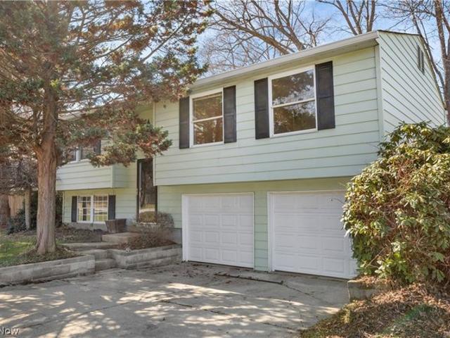 1720 Red Bird Rd, Madison, OH 44057