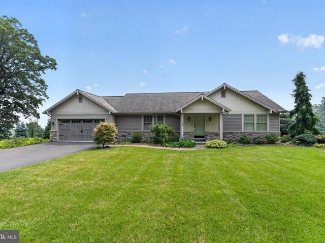 1720 Reservoir Rd, Honey Brook, PA 19344
