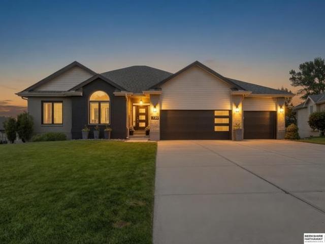 1720 S 177th Cir, Omaha, NE 68130