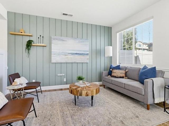 1720 Santa Ivy Ave, Chula Vista, CA 91913
