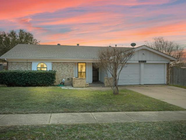 1720 Winchester Way, Bedford, TX 76022 | MLS #21165 | Compass