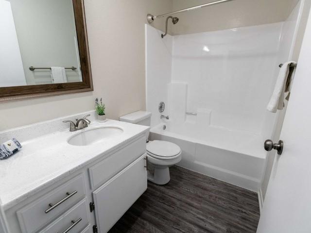17211 Chatsworth Street 2 Bedroom Apartment for Rent at 17211 Chatsworth St, Los Angeles, CA 91344 Granada Hills