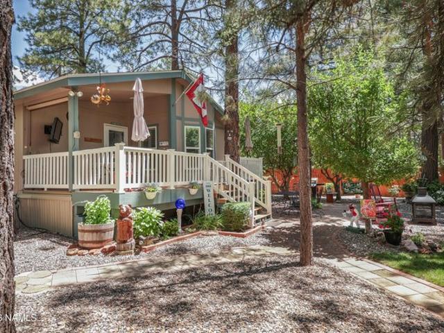 17215 Creekside Pl, Munds Park, AZ 86017