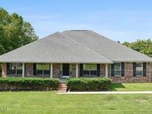 17215 Excalibur Circle, Gulfport, MS 39503