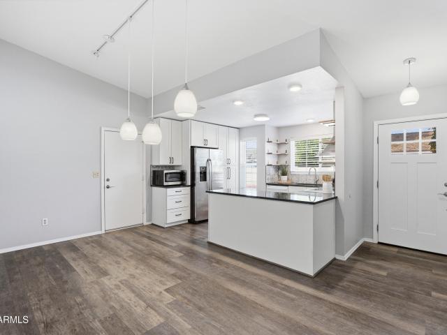 17215 N 2ND Place