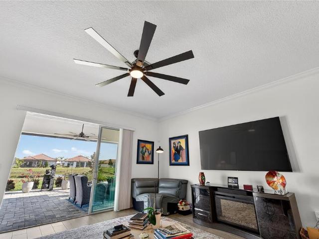 17216 Scuba Crest St, Wimauma, FL 33598 | MLS #TB8455