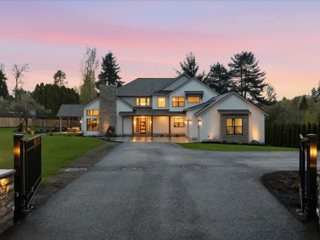 17218 & 17220 NE Woodinville Duvall Road
