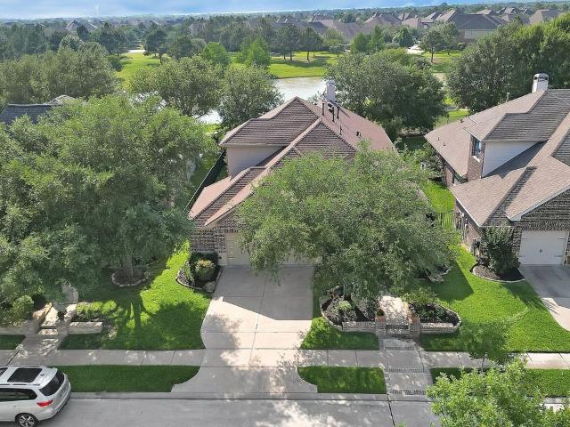17219 Red Oak Bend Drive