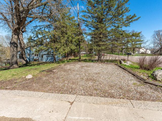 1721 Minnehuta Drive