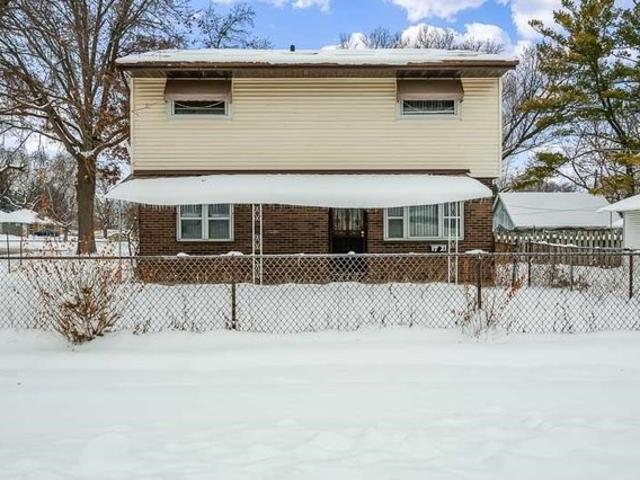 1721 Nixon Ct, Rockford, IL 61108