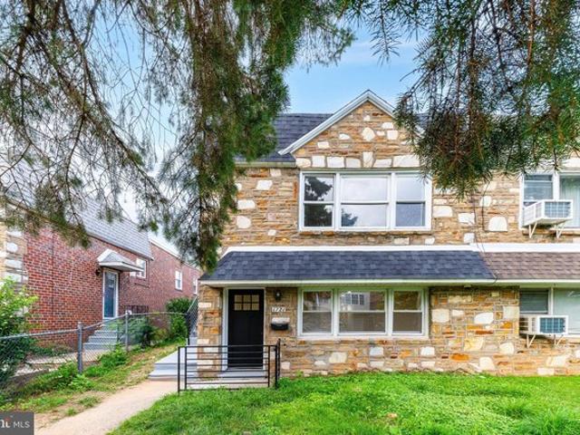 1721 Griffith St, Philadelphia, PA 19111