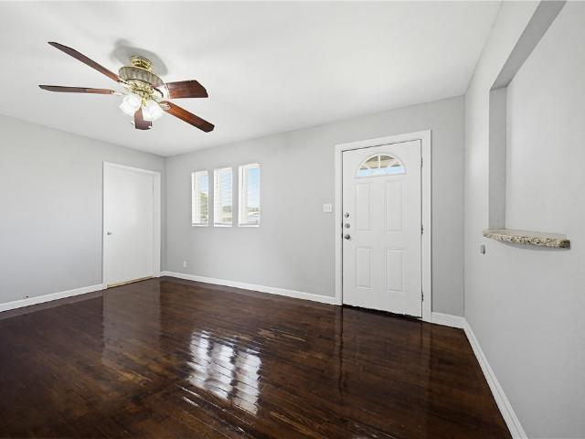 1721 Hickory Place