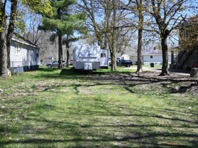 1721 Pine St, Muskegon, MI 49442