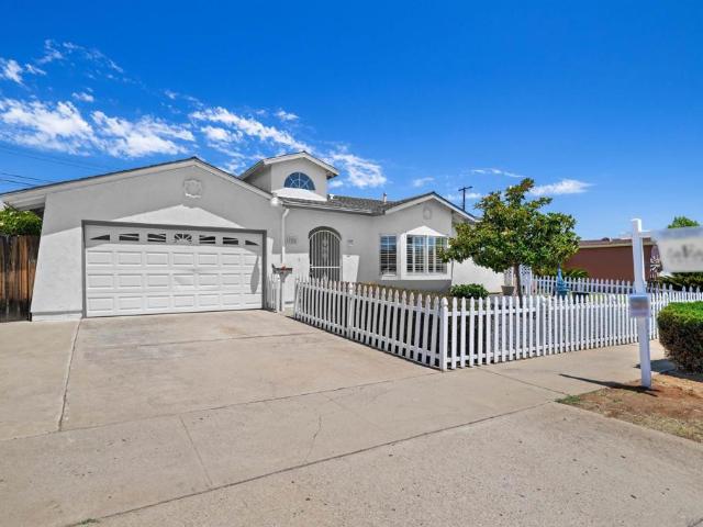 1721 Plumeria Dr