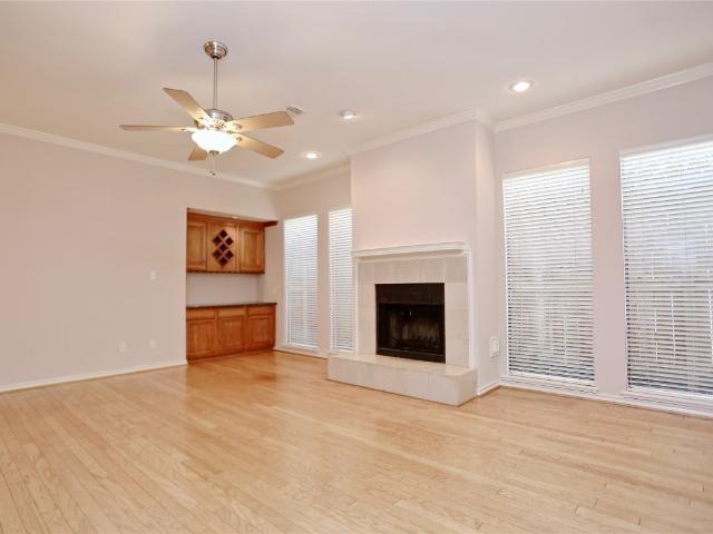 1721 Potomac Dr, Unit C, Houston, TX 77057 | MLS #82147 | Compass
