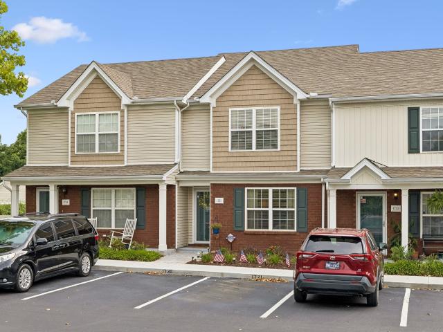 1721 Red Jacket Dr