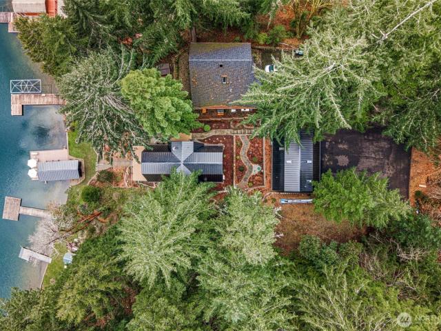 1721 Summit Lake Shore Road NW