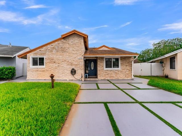 1721 SW 87th Ter, Miramar, FL 33025